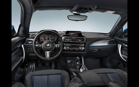 BMW seria 1 doar 3 4 litri 100km Testat în România