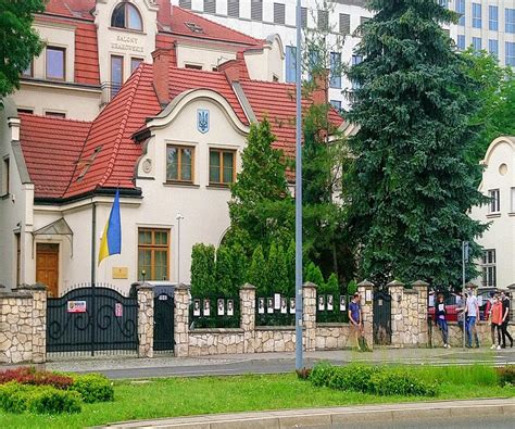 Nie żyje 62 latek który podpalił się przed konsulatem Ukrainy w
