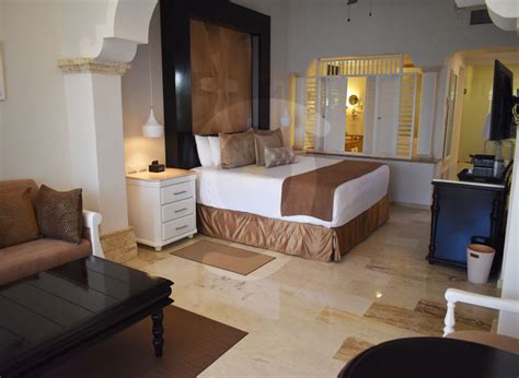 Accessible Beachfront Hotels In Punta Cana Travegali