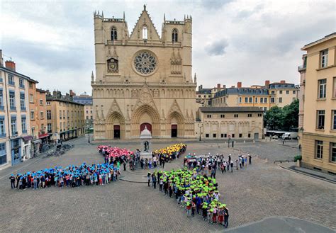 Qui Sommes Nous Aux Lazaristes La Salle