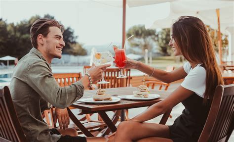Lugares para pasar Año Nuevo con tu pareja Playas y pueblos marinero