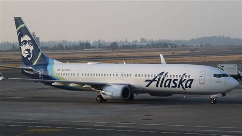 ALASKA AIRLINES GALORE AMAZING Planespotting At Seattle Tacoma