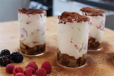 Beeren Dessert im Glas Fränkische Rezepte Rezepte Tipps