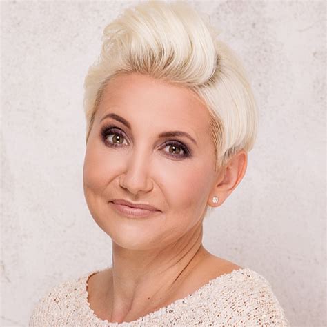 Kurzhaarfrisuren für Frauen ab 50 schönsten Ideen BRIGITTE de