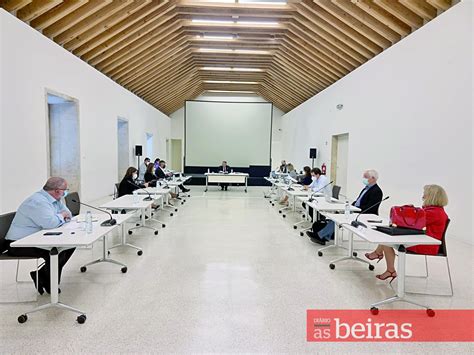 Câmara de Coimbra atribui cinco medalhas de ouro no Dia da Cidade