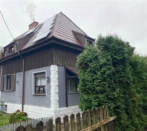 Sprzedam dom w bliźniaczej zabudowie Trzciniec OLX pl