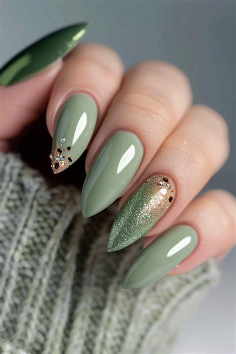22 Gorgeous Sage Green Glitter Nail Designs To Try NeedleStar