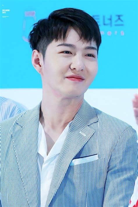 Pin by Карина С on Lee Changsub BTOB Btob Yook sungjae Sungjae