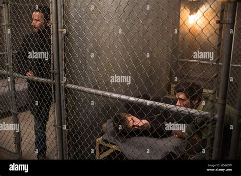 Falling Skies L R Noah Wyle Drew Roy Connor Jessup In Stalag Th
