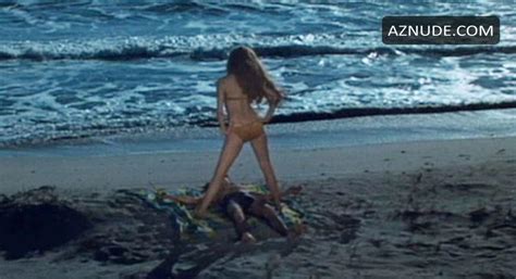 BEYOND THE VALLEY OF THE DOLLS NUDE SCENES AZNude