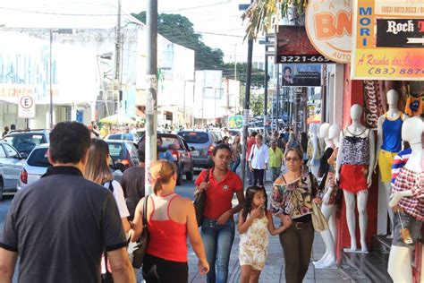 Veja o que abre e o que fecha na Paraíba durante o feriado de Nossa