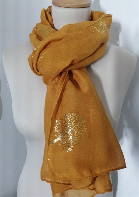 Foulard Moutarde imprimé arbre doré La Malle de Mary