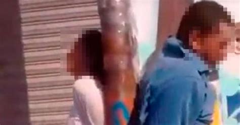 Vecinos Atrapan Y Golpean A Pareja De Ladrones VIDEO