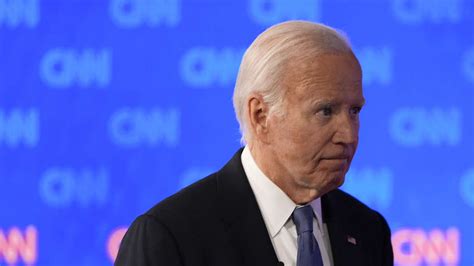 Nach TV Duell gegen Trump Deutsche Politiker fordern Ersatz für Biden