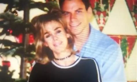 How Erik Menendez Met His Wife Tammi Who He Married While Still Behind Bars Us News Ladbible