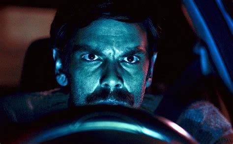 Dónde ver Cuando acecha la maldad en streaming o en cine