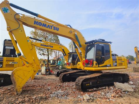 Used Komatsu PC220 Backhoe Excavator Secondhand Hydraulic Crawler