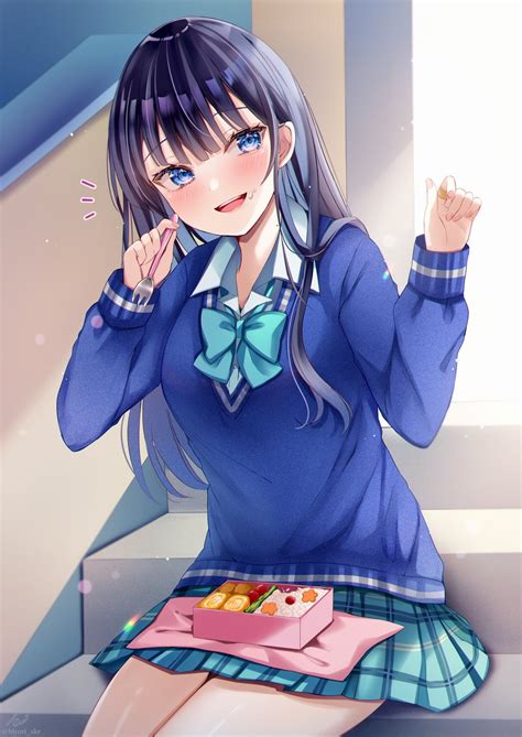 H B