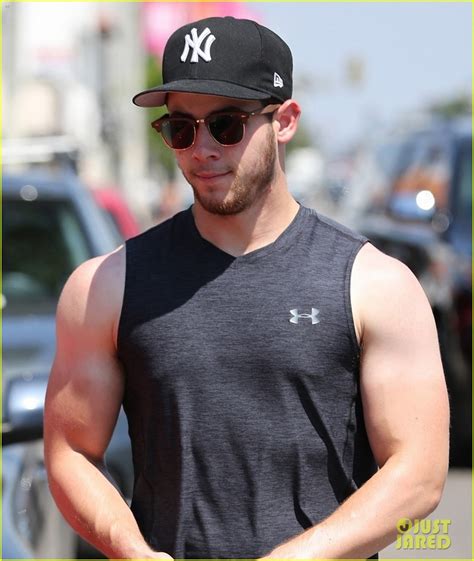 Nick Jonas Bares Buff Biceps Farmer S Tan After A Workout Photo