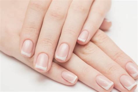 10 Tipos de uñas van contigo según la forma de tus manos