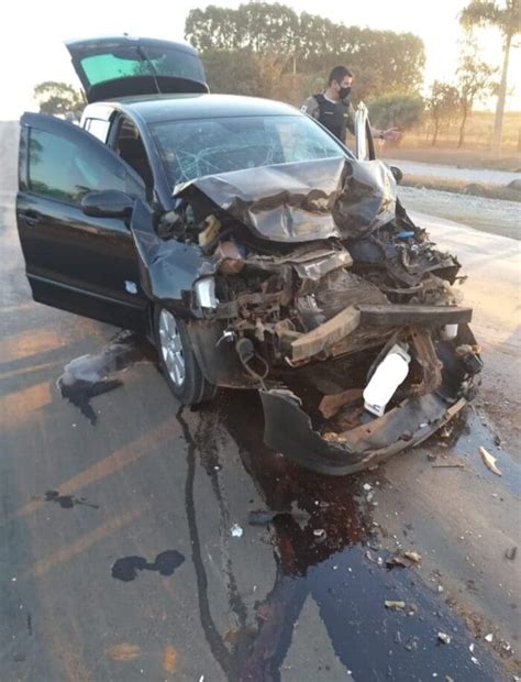 Acidente Entre Carro E Nibus Deixa Homem Ferido Portal Mpa