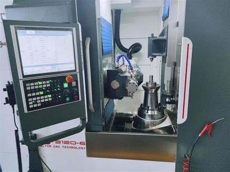 New Beast Mlt Yk3120 Direct Drive Six Axis CNC Gear Hobbing Machine PRO