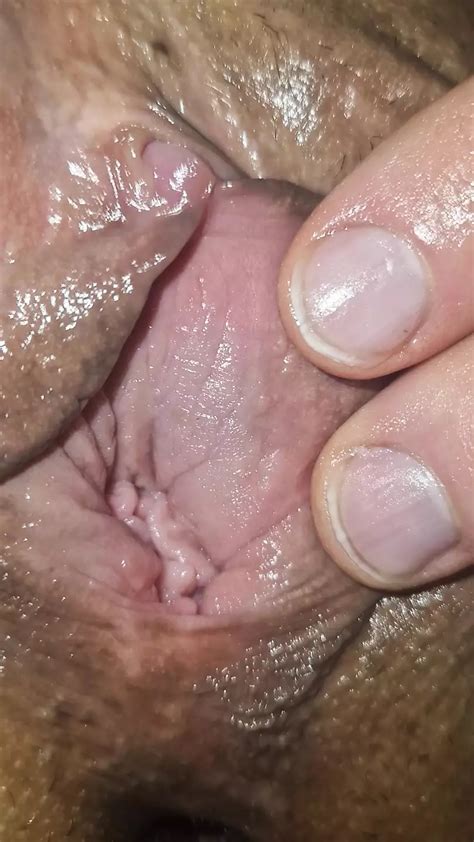 Nghiệp dư chơi tay ba xoa bóp âm hộ xHamster