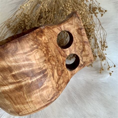 Le bois de bouleau madré un trésor scandinave à l apparence du marbre
