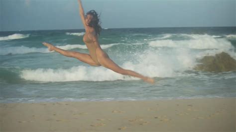 Alexis Ren Uncovered Sports Illustrated Swimsuit Issue Pics