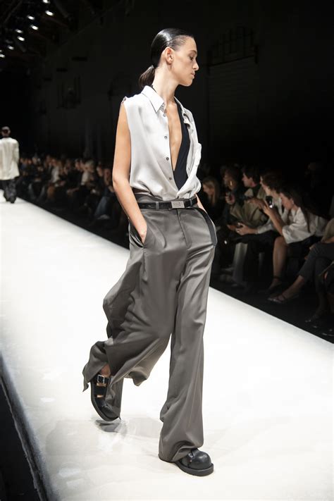 MM6 Maison Margiela RTW Spring 2024 PHOTOS