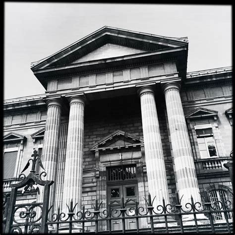 Palais De Justice DAurillac Aurillac Tribunaux Amiens
