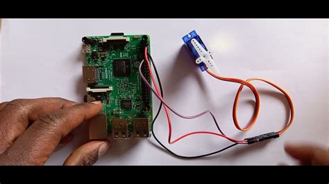 iot avec raspberry pi controller le moteur servo 9g sg90 avec python pour débutants youtube