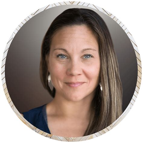 American Female Voiceover Artist Neutral Accent