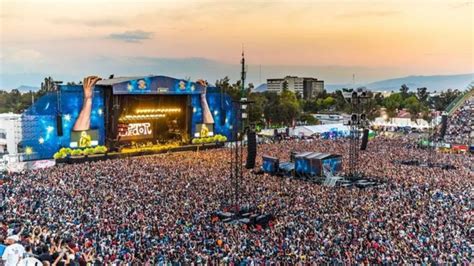 Revelan El Cartel Del Vive Latino 2023 Ambas Manos