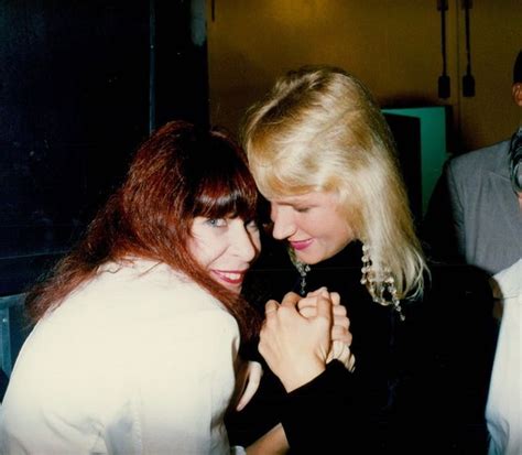 Xuxa Lamenta Morte De Rita Lee Cantora Ajudou Rainha Dos Baixinhos No