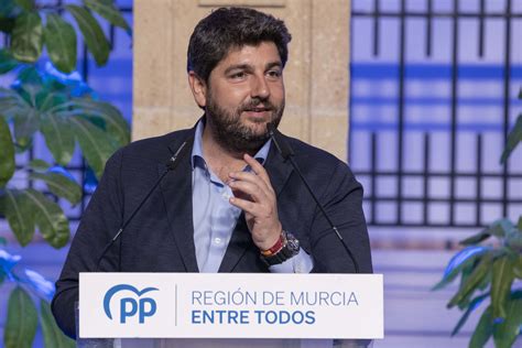 El PP quiere reunirse este miércoles con Vox para negociar la