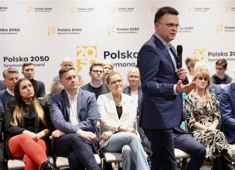 Szymon Ho Ownia Po Latach Wolno Ci Czas Aby My Wzi Li