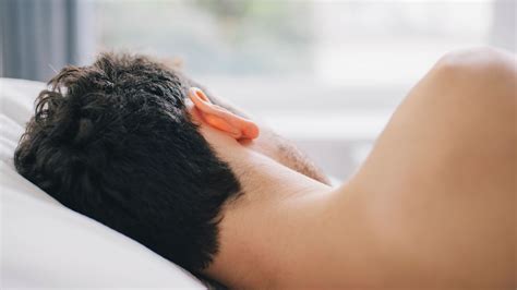 La Mejor Postura Para Dormir Con Dolor De Espalda Uppers