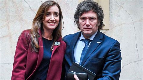 Javier Milei compartió una foto abrazado a Victoria Villarruel y la