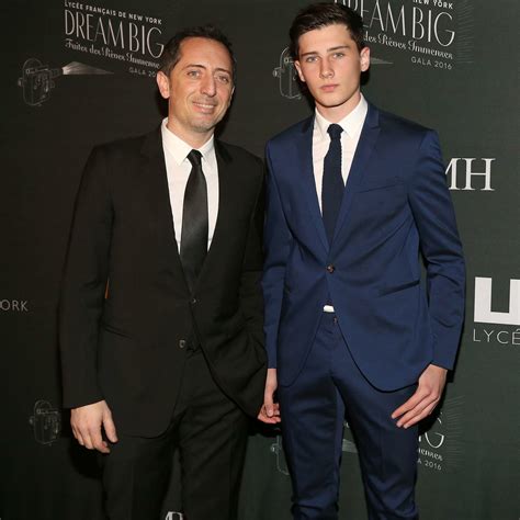 Gad Elmaleh est grand père Son fils Noé a accueilli son premier enfant