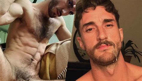 Sam Morris Nudo Mostra Il Pisello I Piedi E Il Culo Nuovi Video E