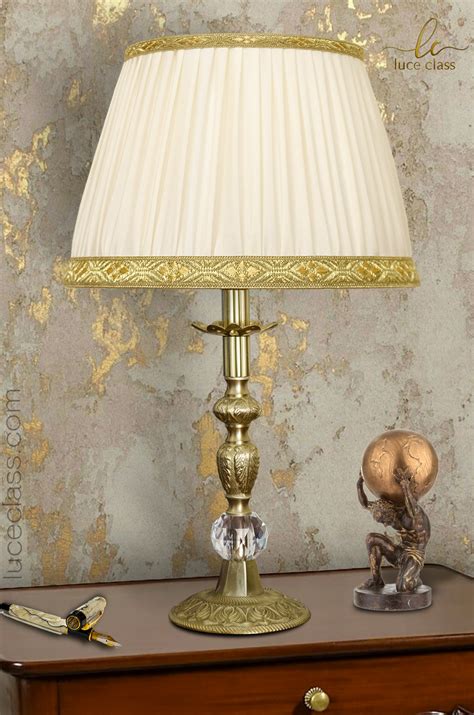 Lampada Da Tavolo Comodino Classica In Cristallo E Ottone