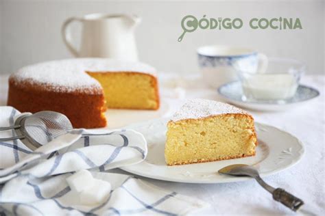 Bizcocho de yogur esponjoso receta fácil Código Cocina