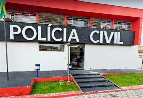 Homem de 43 anos é morto pela companheira mais de 30 facadas