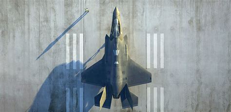 Revista AdNormas A transformação digital no setor aeroespacial e de