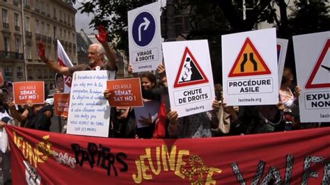 Se manifiestan en Francia contra la ley de asilo e inmigración HISPANTV