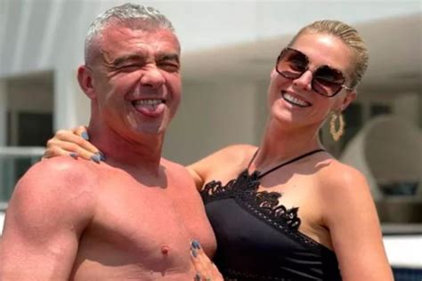Marido De Ana Hickmann Apaga Pedido De Desculpas Ap S Agress O Metr Poles