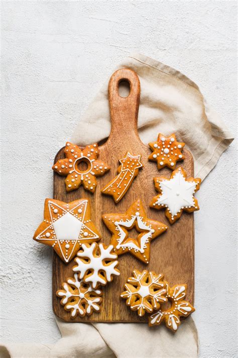 Recette Biscuits de Noël au miel et à la cannelle Marie Claire