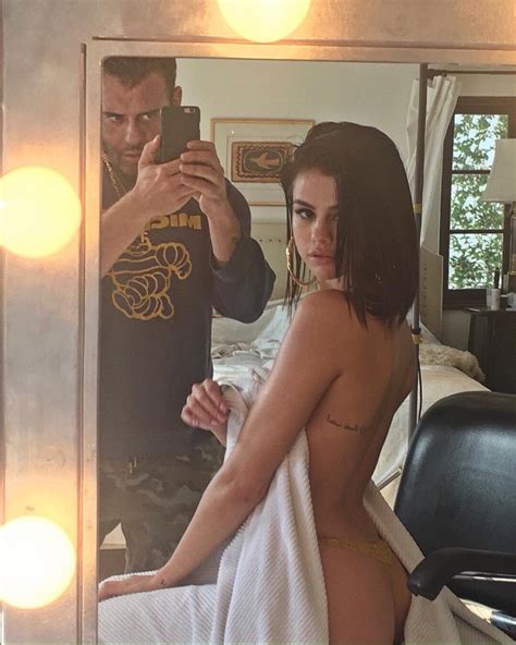 Naked Selena Gomez Added By
