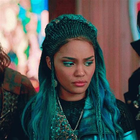 China Anne Mcclain Uma China Anne Mcclain Uma Descendants
